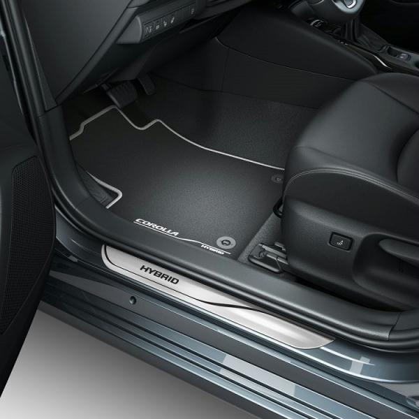 Descoperă accesoriile pentru Toyota Corolla